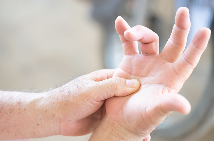 Trigger Finger - Gejala, Penyebab, Pengobatan & Pencegahan