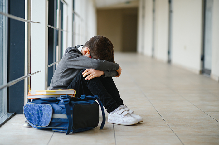 Ibu, Ini Cara Mengenali Depresi pada Anak Akibat Bullying