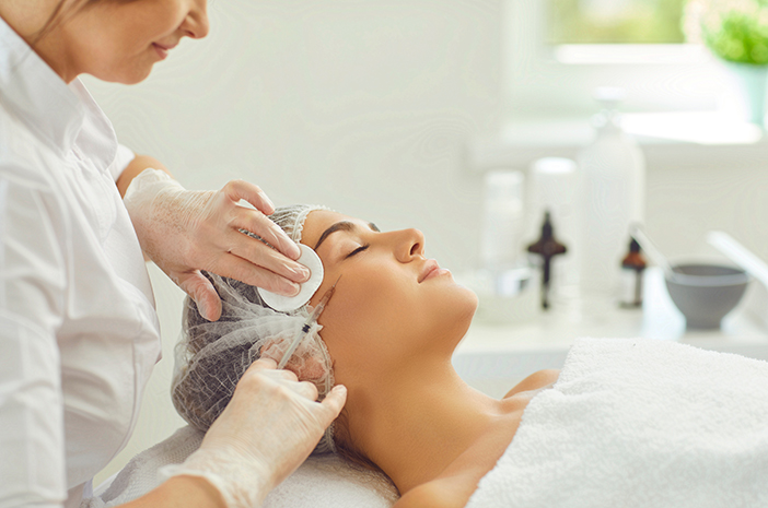 Filler Wajah - Tujuan, Jenis, dan Prosedur | Halodoc