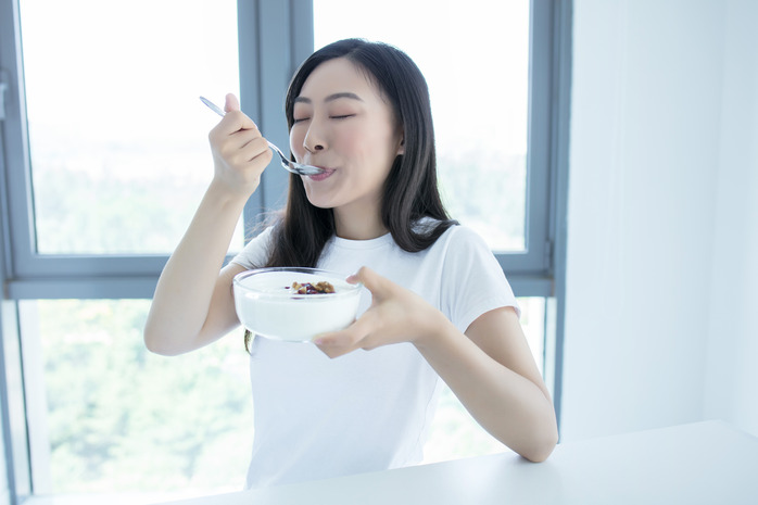 Manfaat Fresh Yogurt sebagai Pilihan Camilan Sehat di Rumah