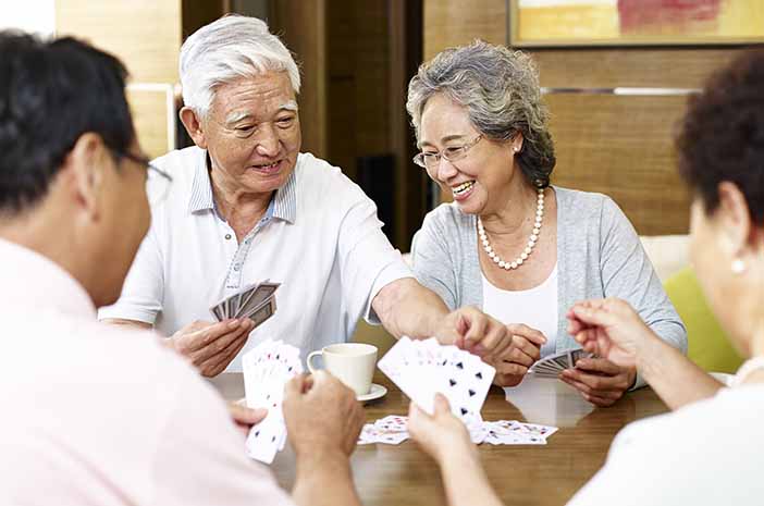 Mengenal Olahraga Bridge dan Manfaatnya untuk Kesehatan Otak