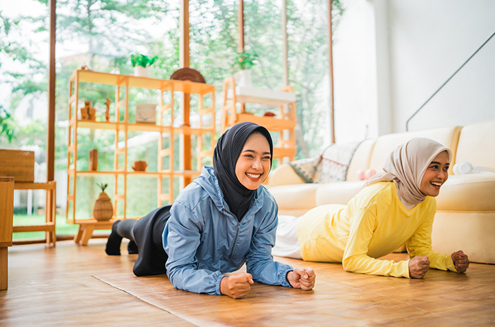 Jarang Diketahui, Ini 6 Manfaat Olahraga Plank untuk Tubuh