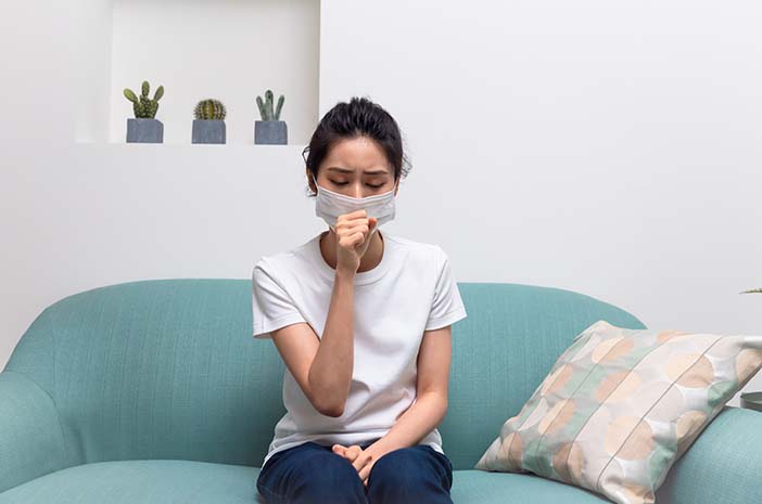 Batuk Tak Henti di Malam Hari, Apa Penyebabnya?