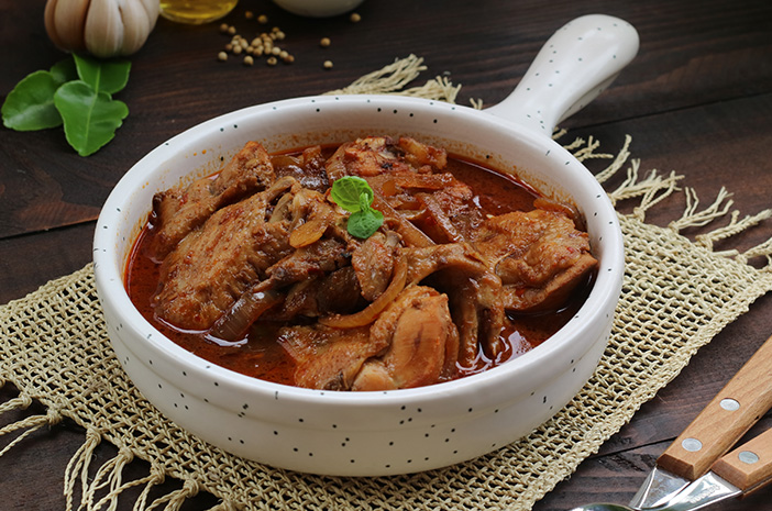Resep Semur Ayam Lezat dan Praktis Andalan Keluarga