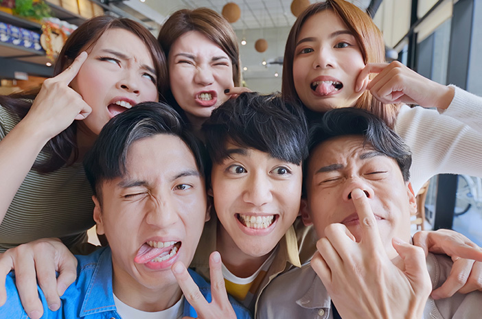 Apa Itu Social Butterfly? Ini Ciri-Ciri dan Cara Berteman Dengannya