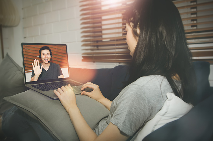 Mengenal Arti LDR atau Long Distance Relationship dan Tips Menjalaninya