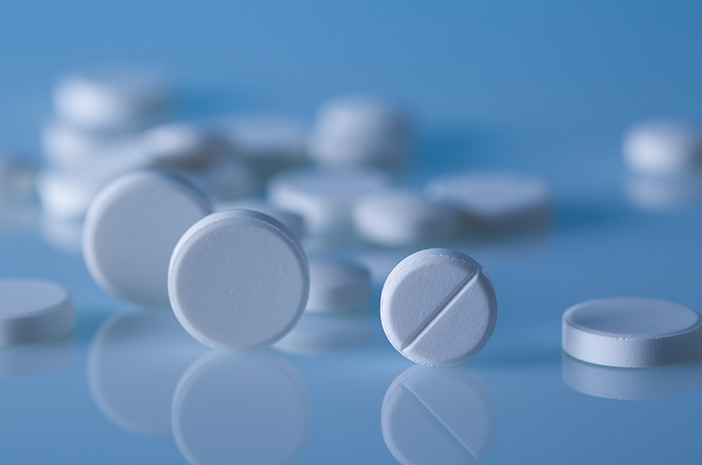 Cataflam - Manfaat, Dosis, dan Efek samping | Halodoc