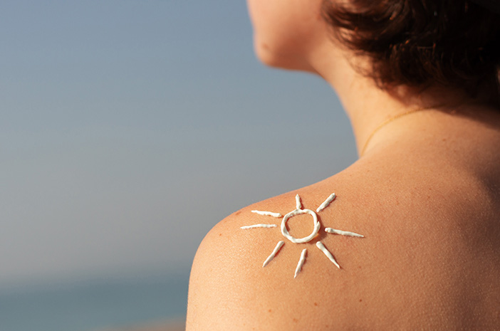 Mengenal Hybrid Sunscreen dan Tips Memilih Produknya