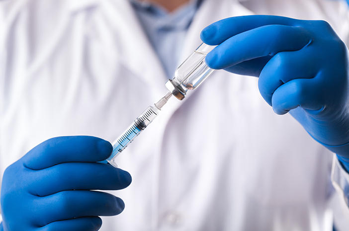 Verorab (Vaksin Rabies) - Manfaat, Dosis, & Efek Samping