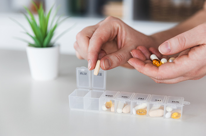 Difenhidramin - Kandungan, Dosis & Efek Samping