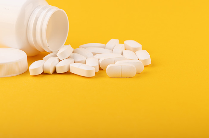 Cefixime Trihydrate - Manfaat, Dosis, Aturan Pakai & Efek Samping