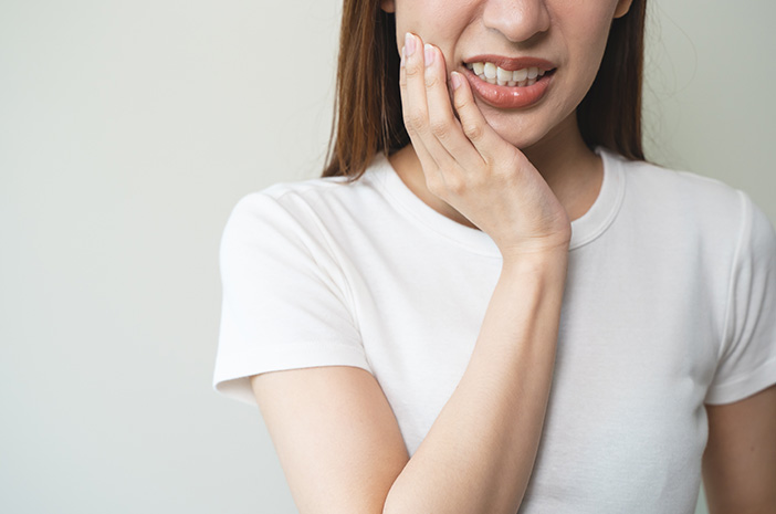 Impaksi Gigi Bungsu, Ini Gejala dan Cara Mengatasinya