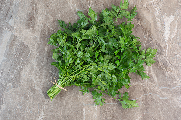 Manfaat Peterseli: Sehat Alami dan Mudah Didapat