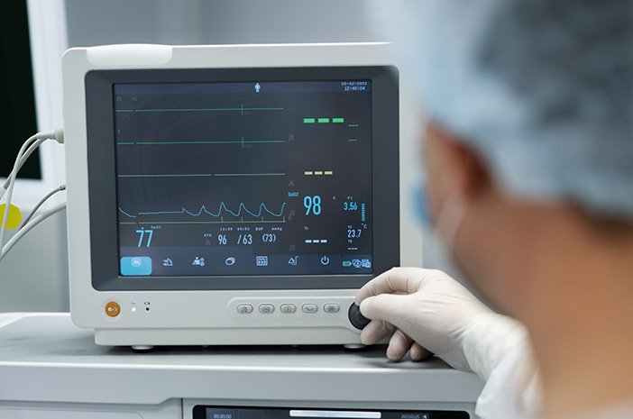 Monitor ICU dan Risiko Meninggal: Fakta Penting