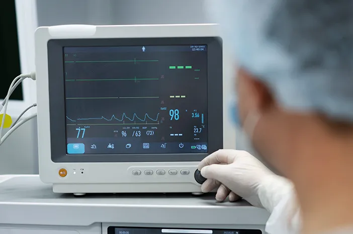 ICCU (Intensive Cardiac Care Unit) - Definisi, Fungsi, dan Perbedaan dengan ICU