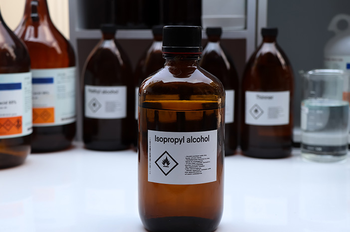 Isopropil Alkohol: Manfaat dan Tips Aman Penggunaan