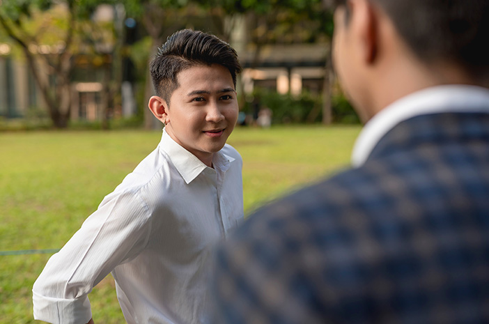 Gengsi: Pengaruhnya terhadap Kehidupan dan Kesehatan Mental