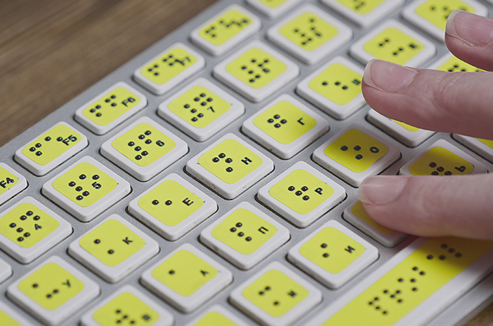 Pengertian Huruf Braille: Sejarah, Fungsi, dan Cara Baca