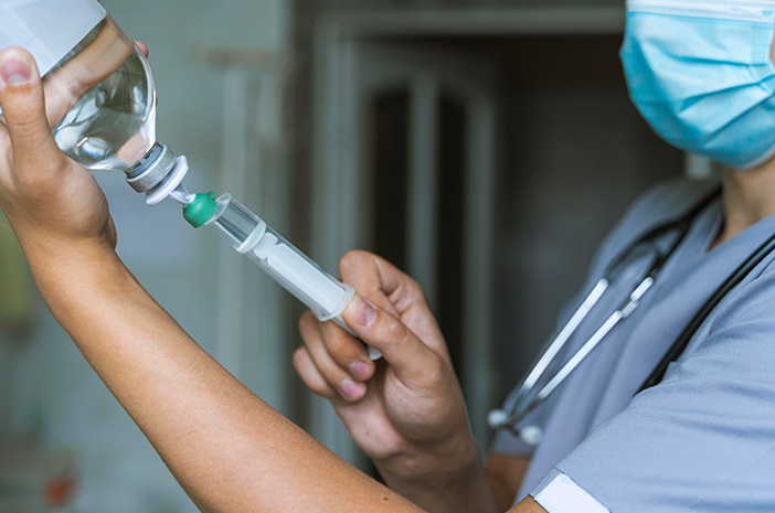 Asering Infus: Manfaat, Dosis, dan Efeknya