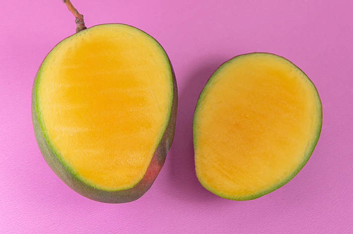 Buah Bacang: Kenali Lebih Dekat Manfaat dan Resepnya